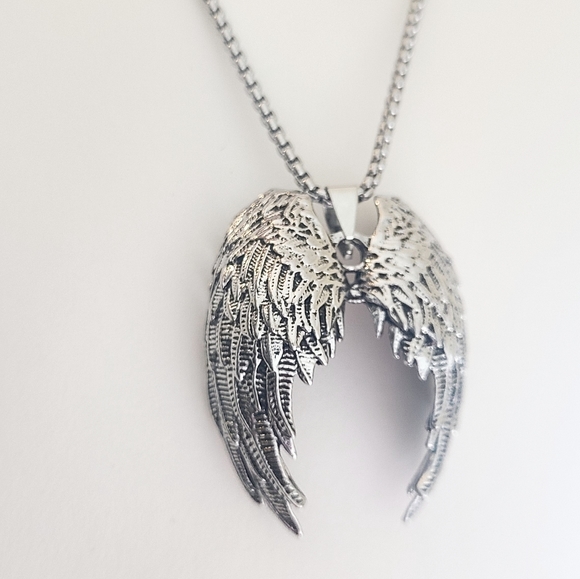 Jewelry | Silver Angel Wings Pendant Necklace Christian Religious 23 ...